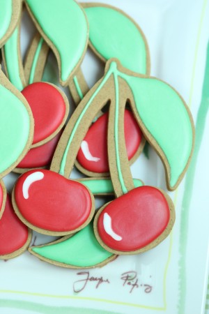 Easy Cherry Decorated Cookie How-To
