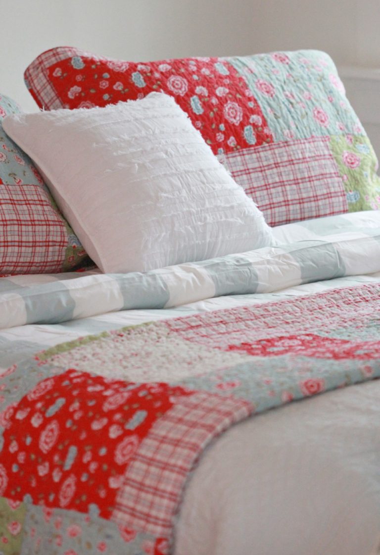 Brunelli Bedding & Colorful Christmas Cookies