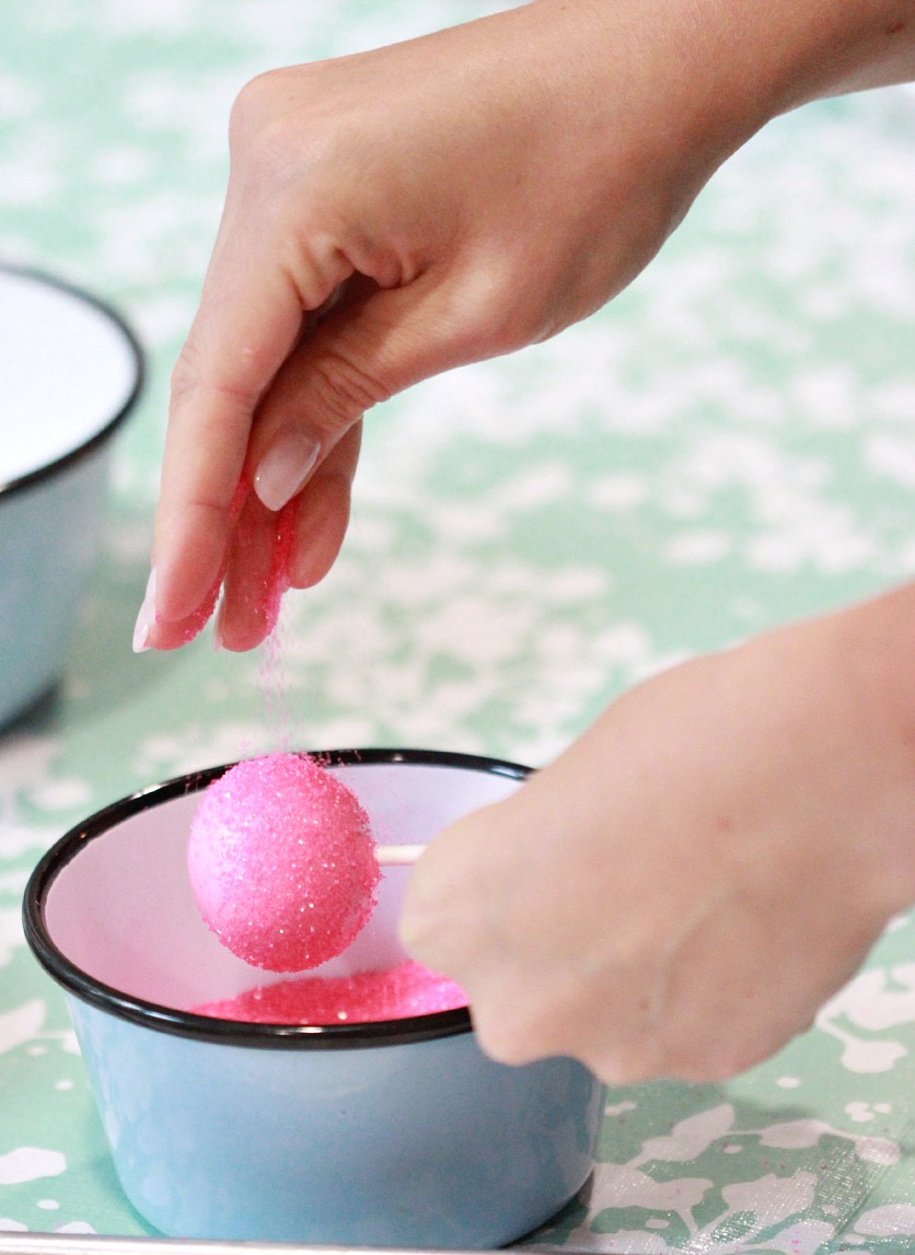 pink cake pops sweetopia
