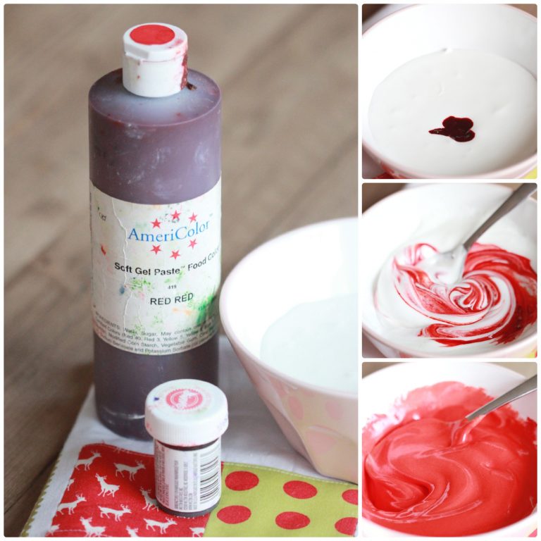 How to Color Icing Red {& Decorated Christmas Cookies} | Sweetopia