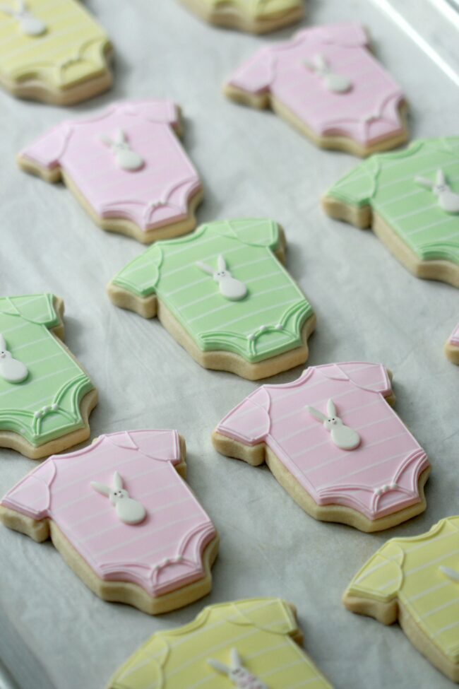 Onesie & Elephant Baby Shower Cookies {How-To}
