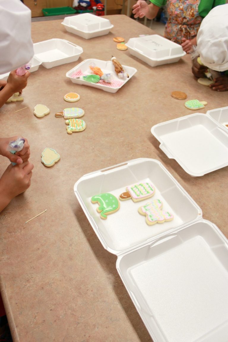 Tips on How to Prepare for Teaching Cookie Decorating Classes | Sweetopia