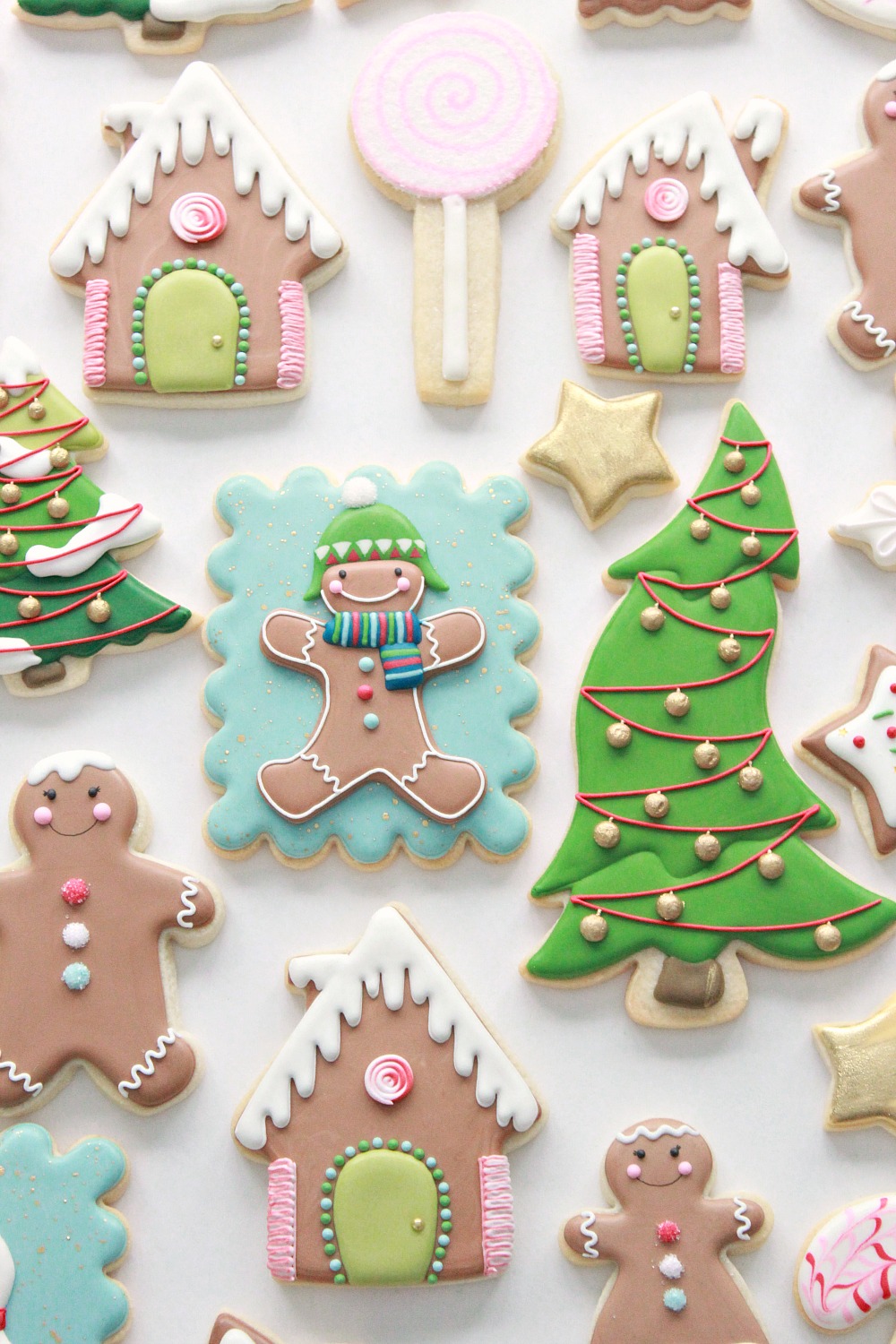 Royal Icing Tips and Decorated Christmas Cookies