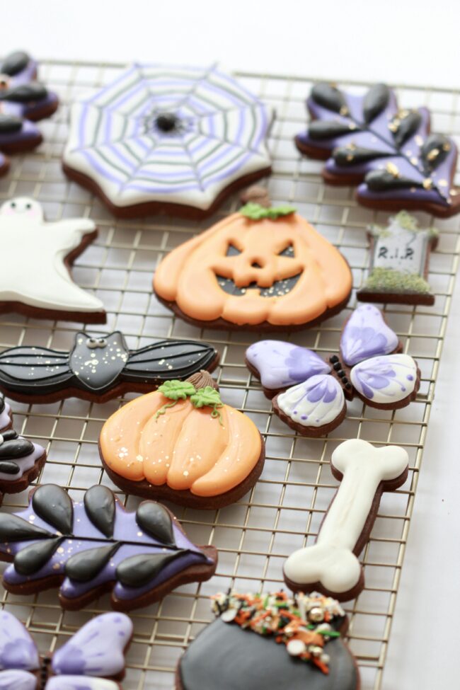 Halloween-royal-icing-cookies | Sweetopia