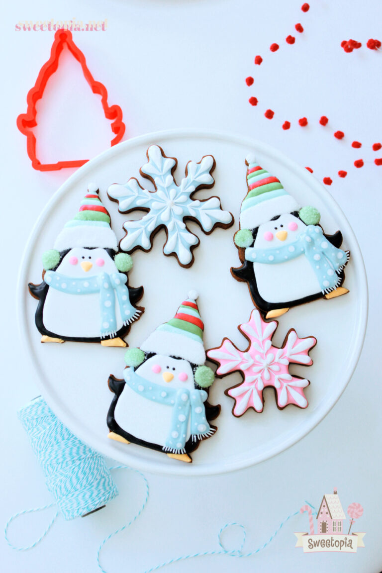 Video – Decorating Penguin Cookies
