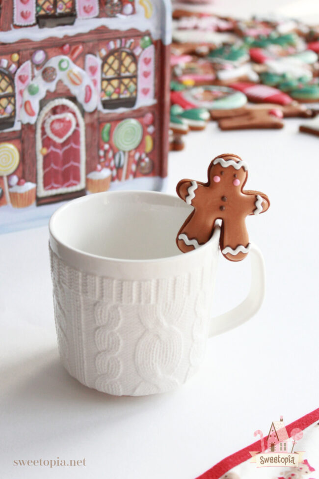 Royal Icing Decorated Christmas Cookies