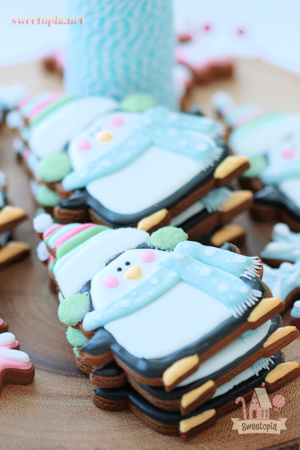 Video – Decorating Penguin Cookies