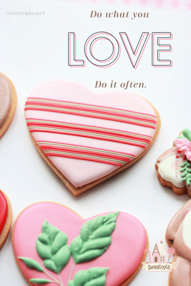 Video – How to Decorate Valentine’s Day Sugar Cookies | Sweetopia