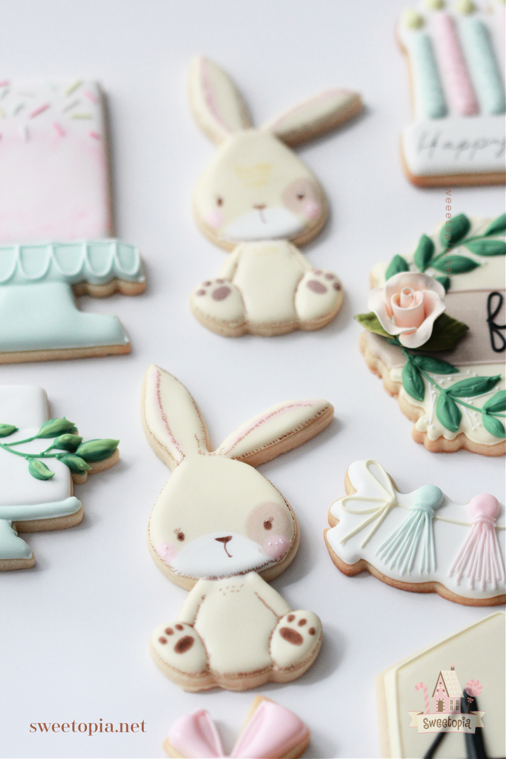 birthday-cookies-royal-icing | Sweetopia