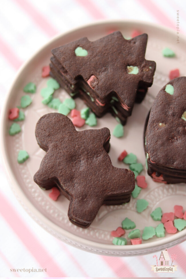 chocolate-sugar-cookies-holiday-sweetopia | Sweetopia